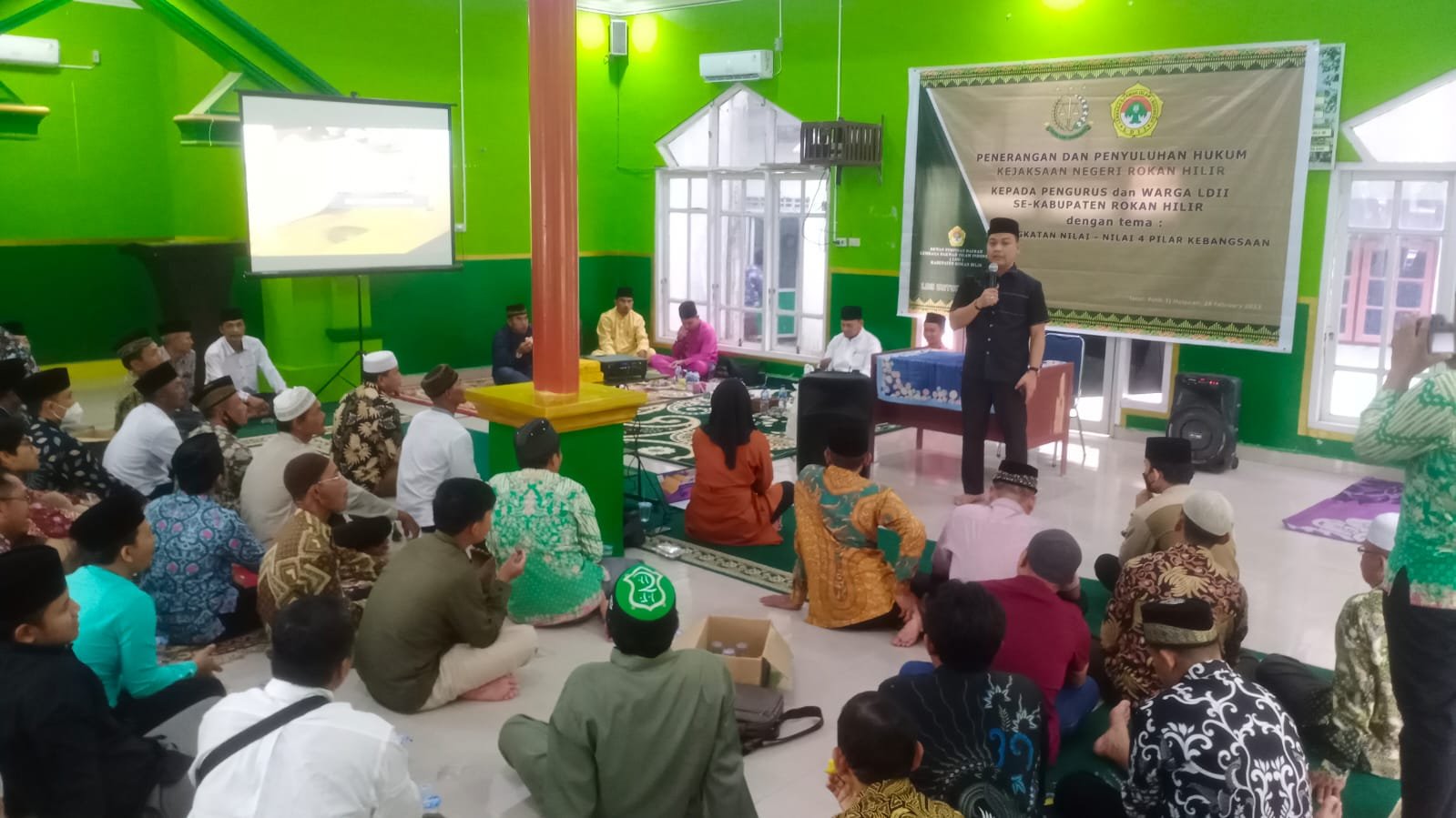 Ratusan Warga LDII Se-Kab. Rohil mendapatkan Penerangan Hukum dari ...