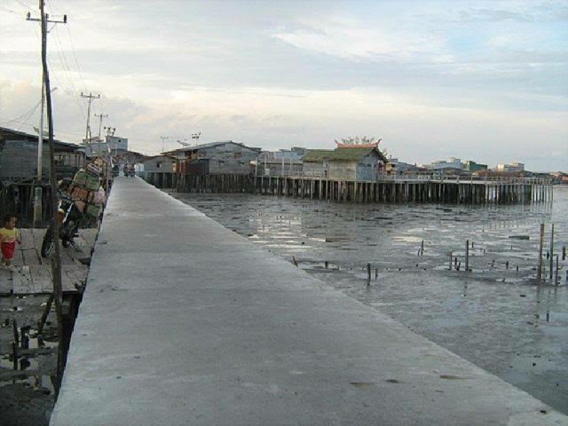 Ancaman Serius, Abrasi Laut Panipahan Rohil Capai 12 Meter per Tahun ...